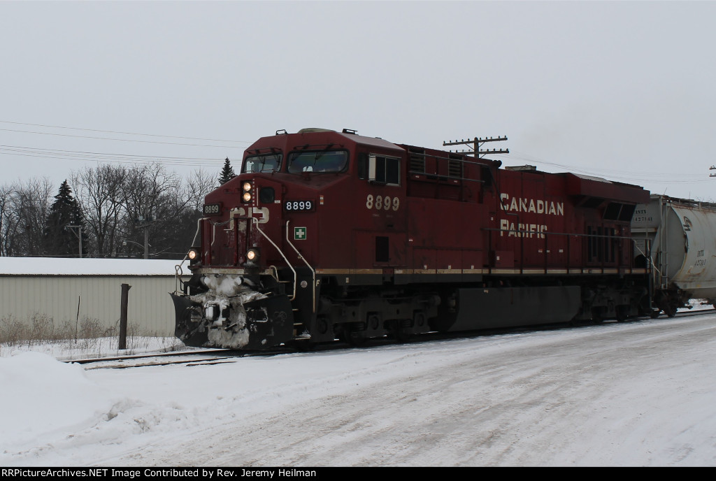 CP 8899 (3)